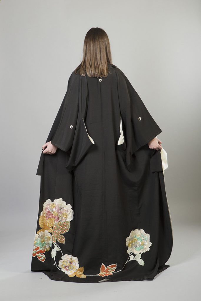 KIMONO TOMESODE VINTAGE BOTAN